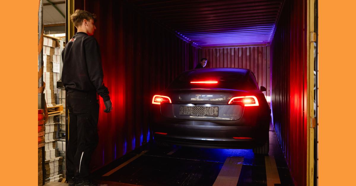 How many cars fit in a container, and how do you ship cars safely and ...